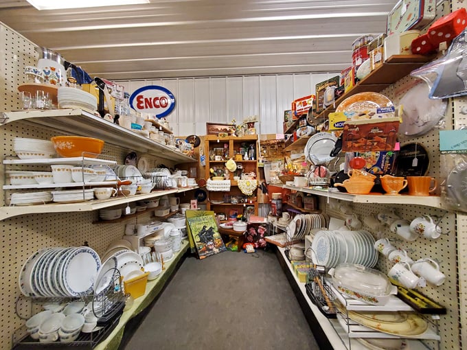 sugar creek antiques mall 3