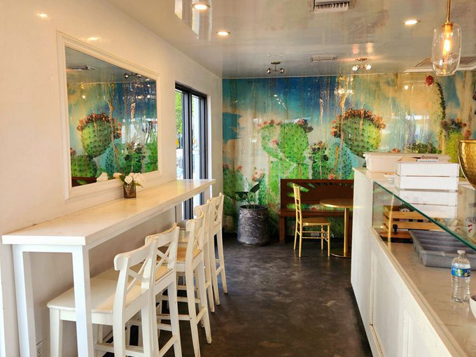 sunny side cafe & eatery 2