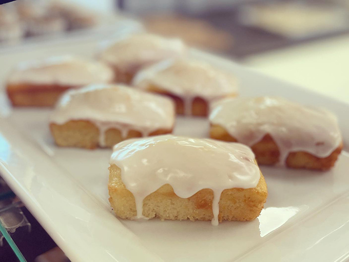 sweet daisies bakery 3