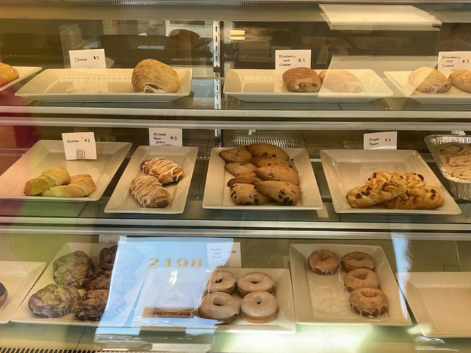 sweet daisies bakery 7