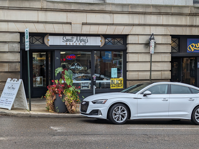 sweet mary's bakery 1