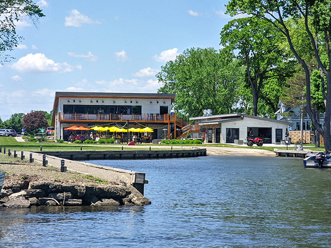 tj's harbor restaurant 1