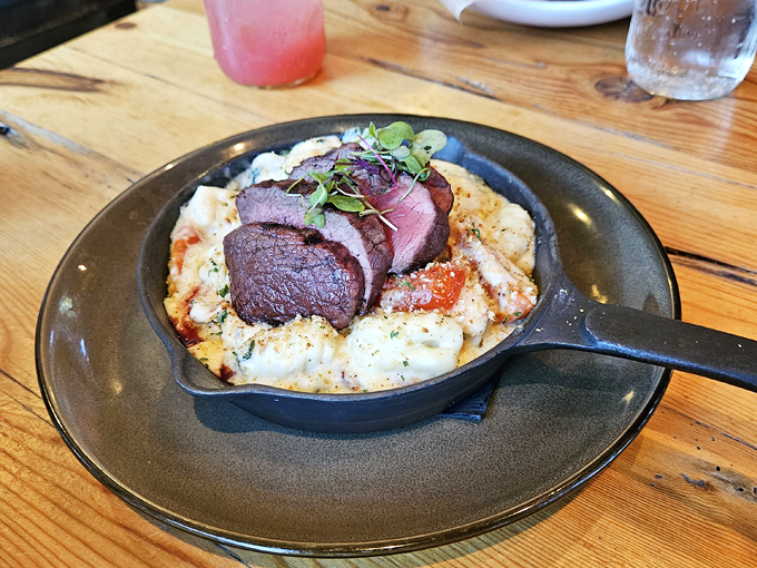 tj's harbor restaurant 3