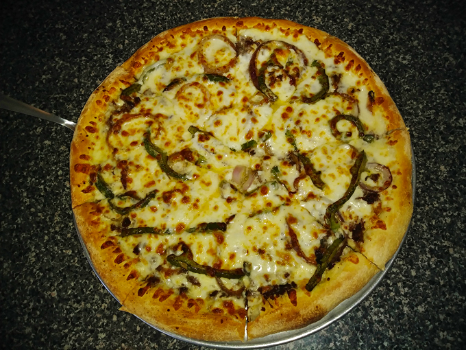 t'moe's pizza 8