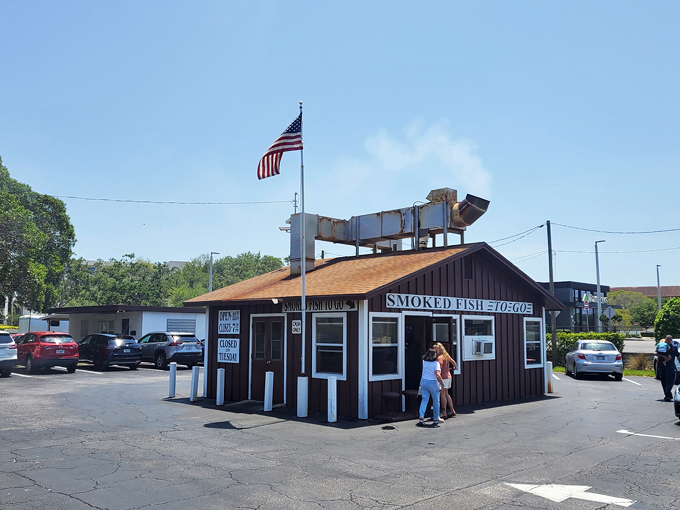 ted peters famous smoked fish 1