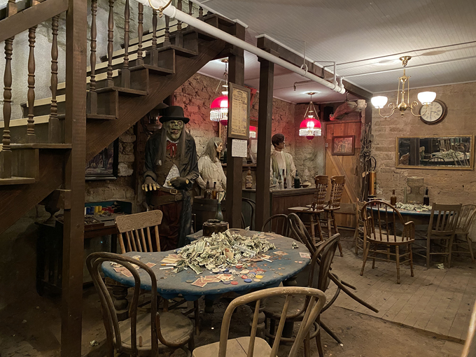 the birdcage theatre in tombstone, arizona 4