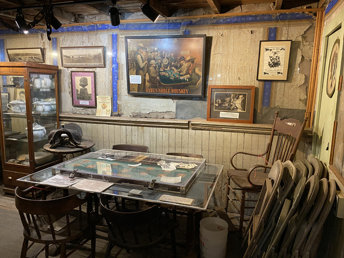 the birdcage theatre in tombstone, arizona 8