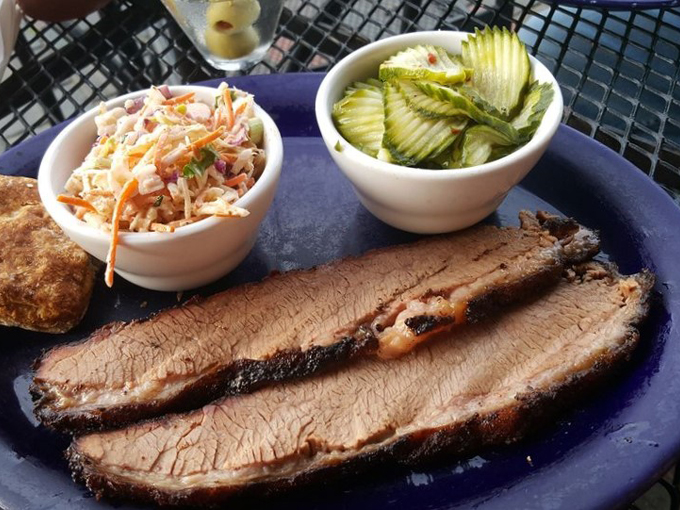 the blue duck barbecue tavern 6