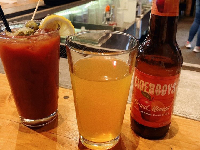 the blue duck barbecue tavern 7