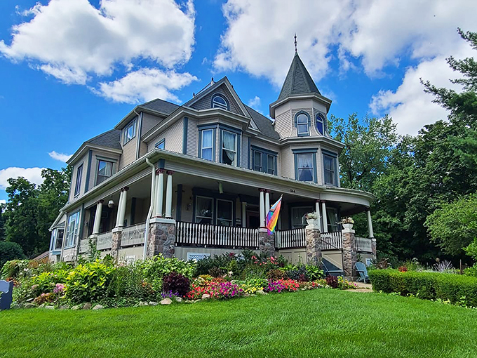 the cherry tree inn bed and breakfast 2