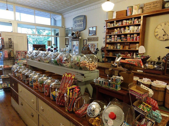the merchant general store 5
