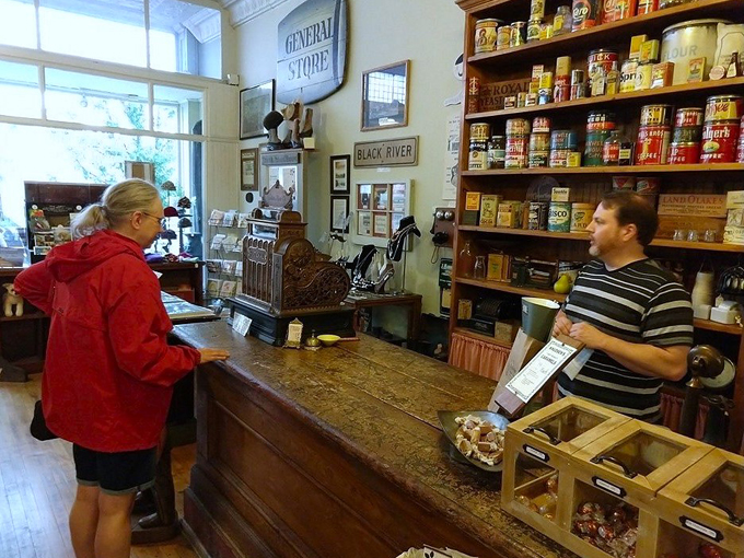 the merchant general store 6