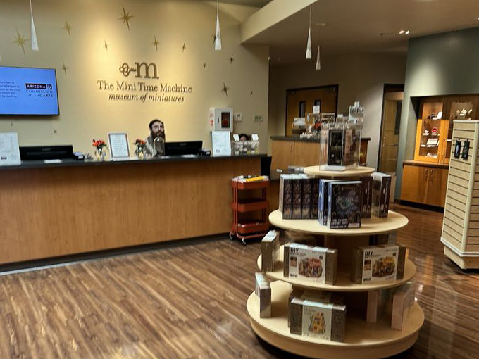 the mini time machine museum of miniatures 8