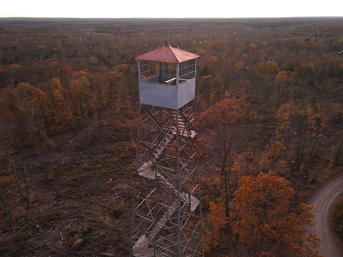 the mountain fire lookout tower 8