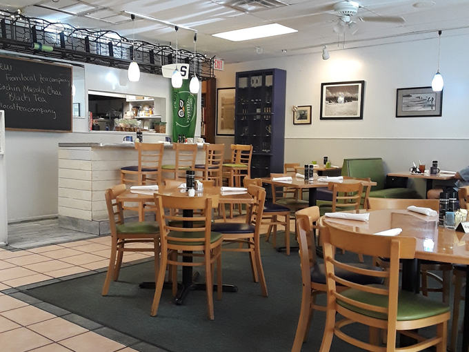 the oasis cafe & bakery 2