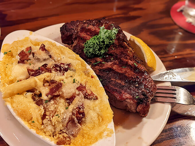 the white horse restaurant & bar 7