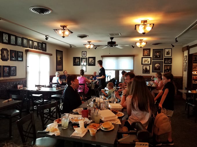 the whitehouse inn 9