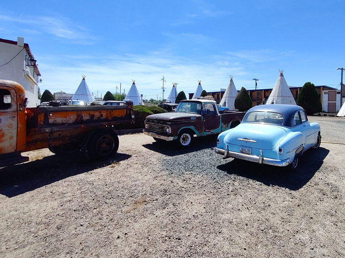 the wigwam motel in holbrook, arizona 3