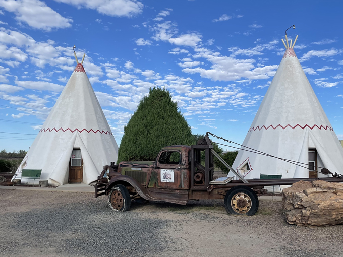 the wigwam motel in holbrook, arizona 6