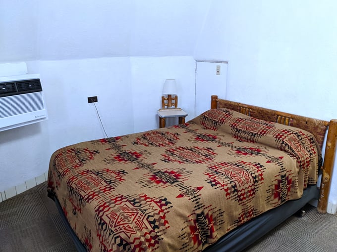 the wigwam motel in holbrook, arizona 9