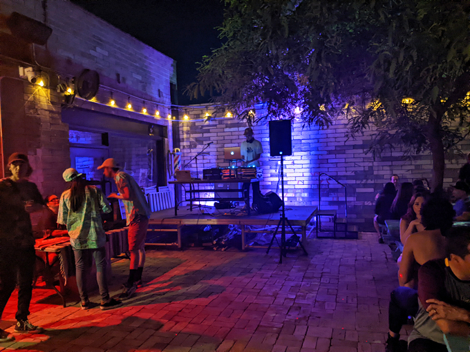 thunderbird lounge 5