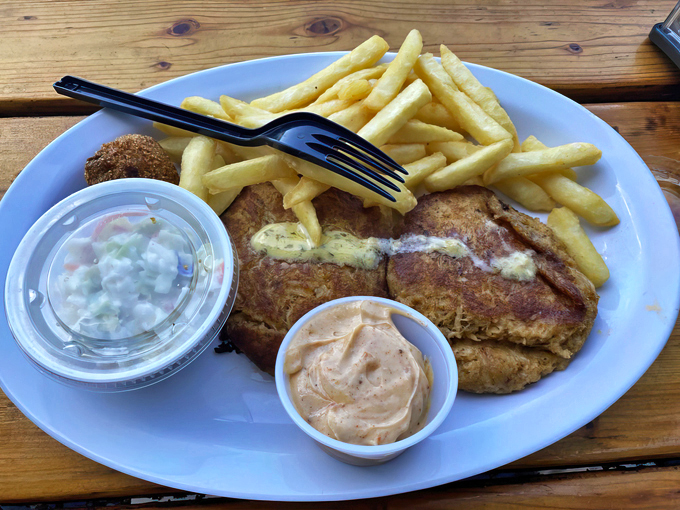 triad seafood cafe 3