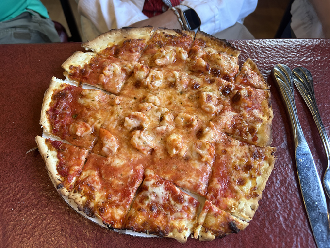 two lakes supper club 3