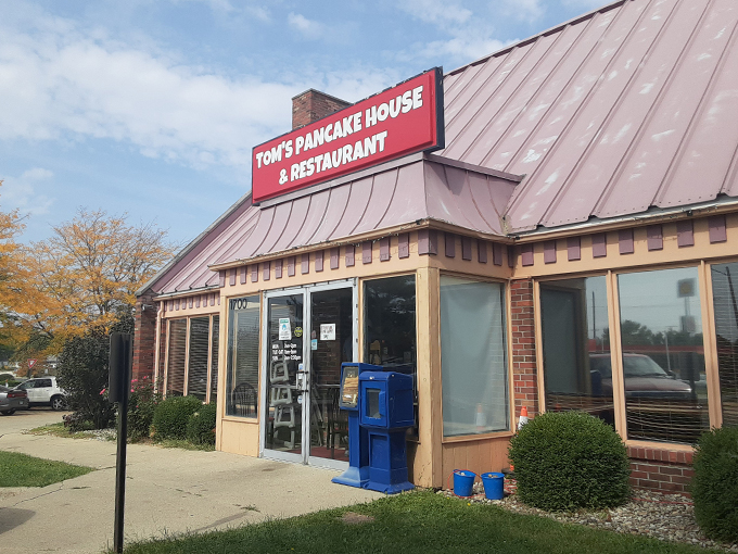 uncle tom's pancake house 1