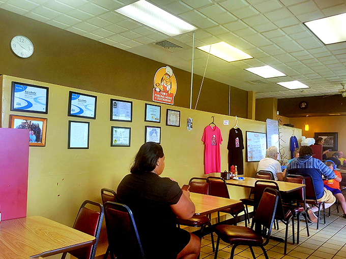 uncle tom's pancake house 8