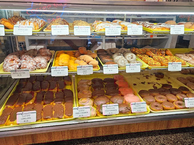 van's pastry shoppe 2