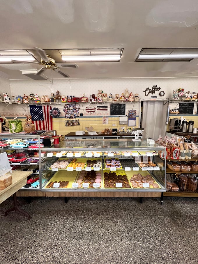 van's pastry shoppe 2