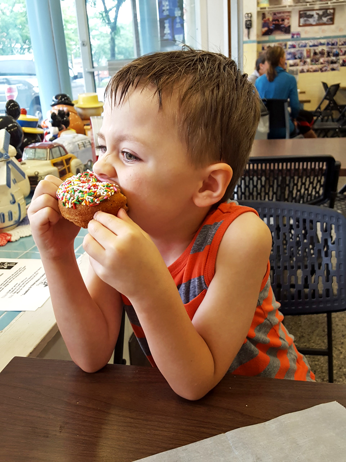 van's pastry shoppe 9