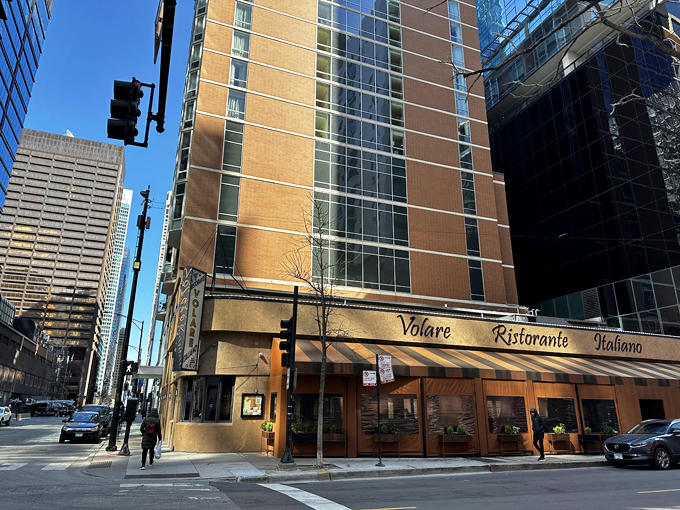 volare ristorante italiano 9