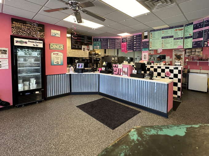 zesty's frozen custard & grill 2