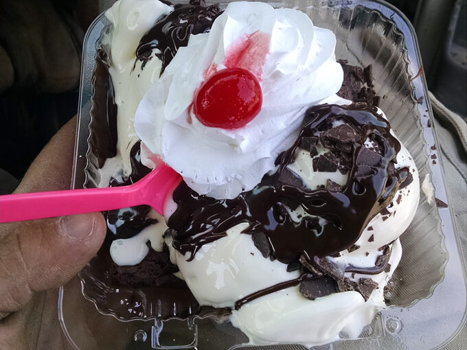 zesty's frozen custard & grill 5