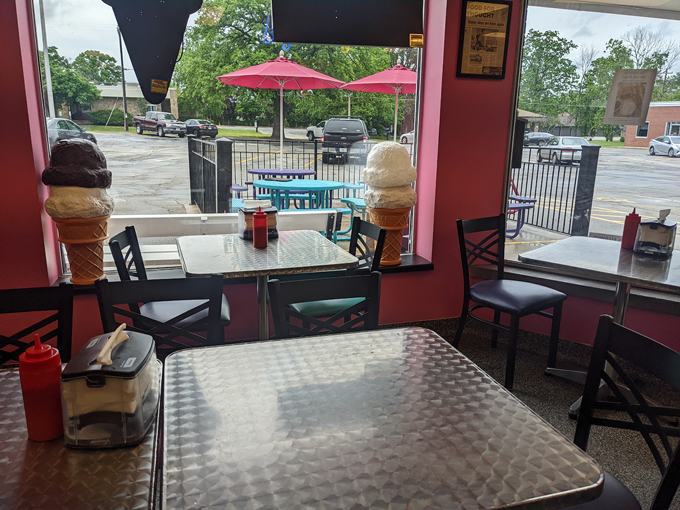 zesty's frozen custard & grill 7