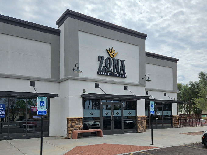 zona cantina + cocina 1