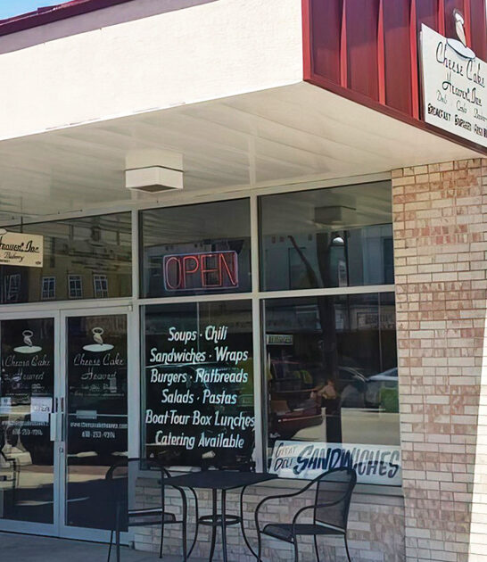 cafe funnel cakes wisconsin ftr