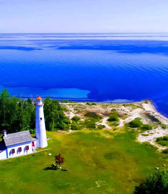 cape cod lighthouse michigan ftr