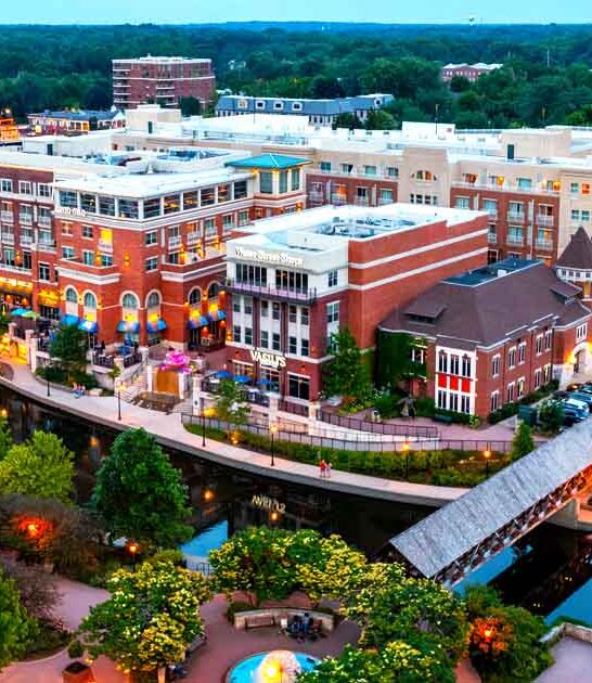 charming historic city illinois ftr