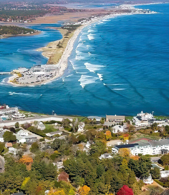 charming seaside town maine ftr