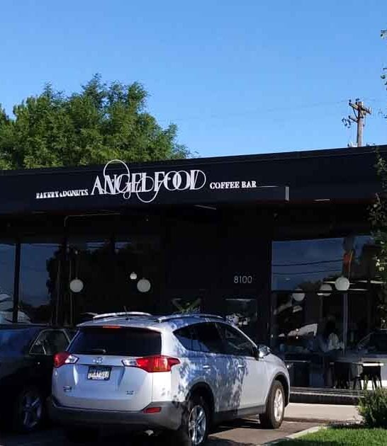 cupcakes charming minnesota bakery ftr