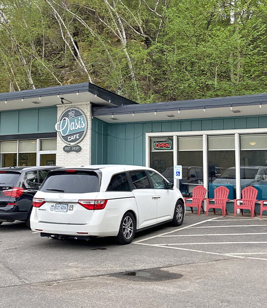 delicious burgers minnesota cafe ftr