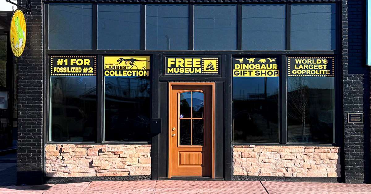This Dinosaur Poop-Themed Museum In Arizona Is One Of The Most Unique ...
