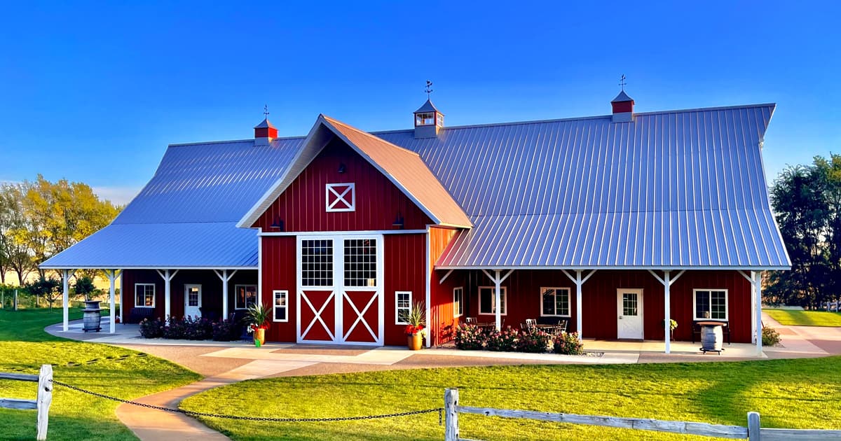 This Gorgeous Farm In Minnesota Has Pizza Nights Famous Throughout The ...