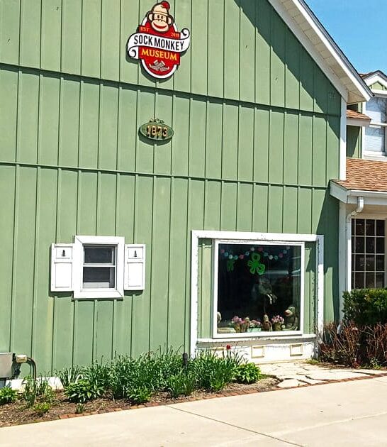 fascinatingly weird museum illinois ftr