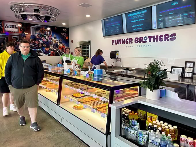 funner brothers donut company 7