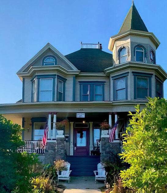 gorgeous bed breakfast illinois ftr