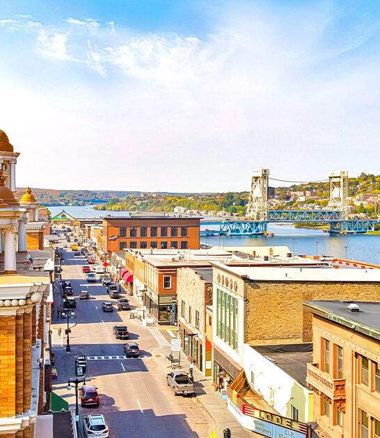 gorgeous michigan lakeside town ftr