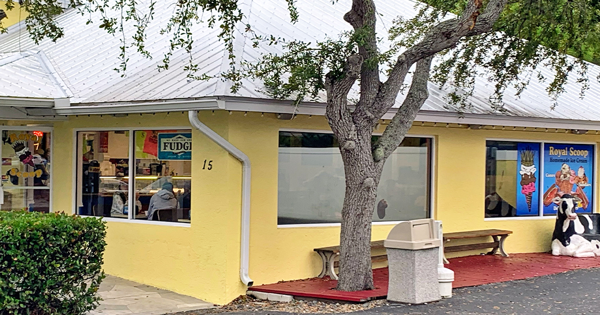 The Homemade Ice Cream At This Retro Dessert Shop In Florida Is ...